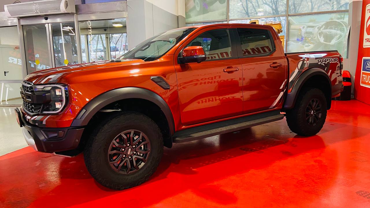 Пикап Ford Ranger Raptor 2024 оранжевый - купить в Москве, цена на ...