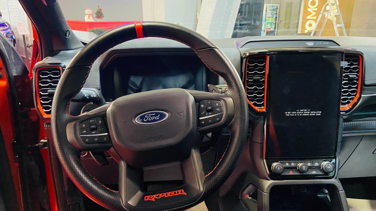 Пикап Ford Ranger Raptor 2024 оранжевый - купить в Москве, цена на ...