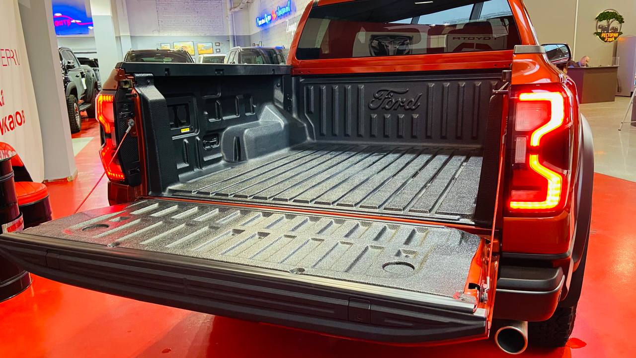 Пикап Ford Ranger Raptor 2024 оранжевый - купить в Москве, цена на ...
